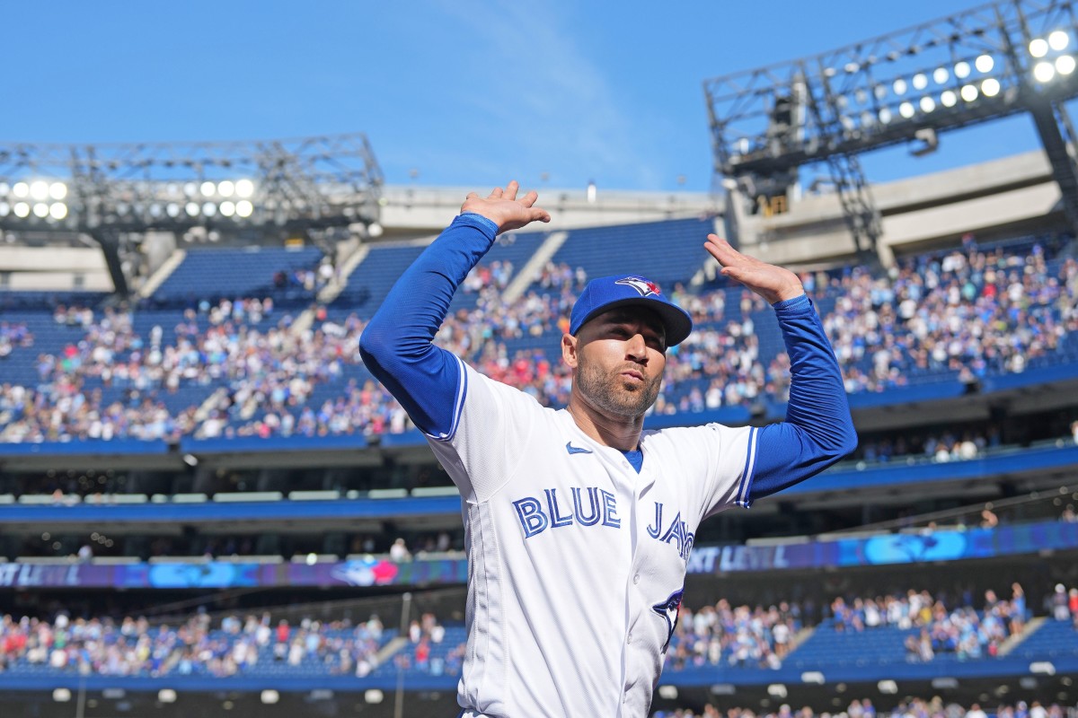 Toronto Blue Jays' Veteran Moving Up All-Time Team List in First Season ...