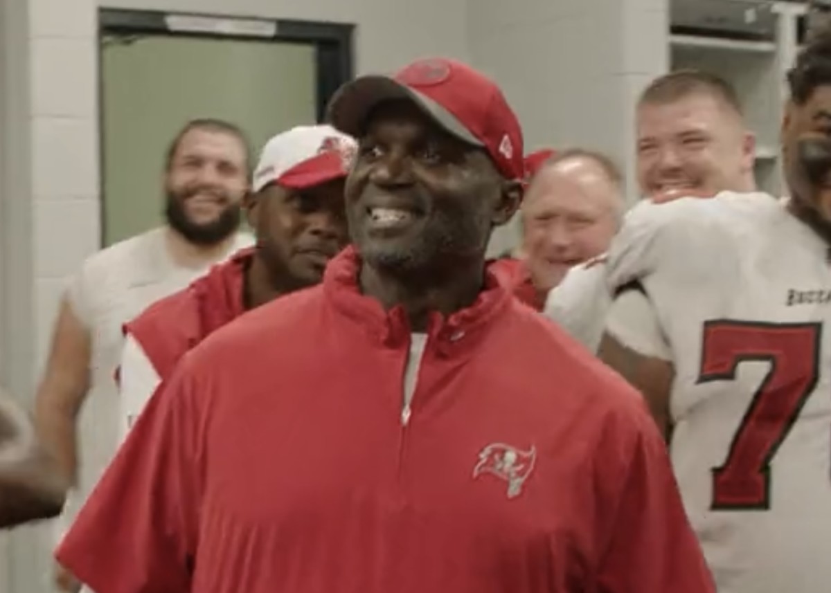 VIDEO: Baker Mayfield, Todd Bowles Fired Up in Locker Room After ...