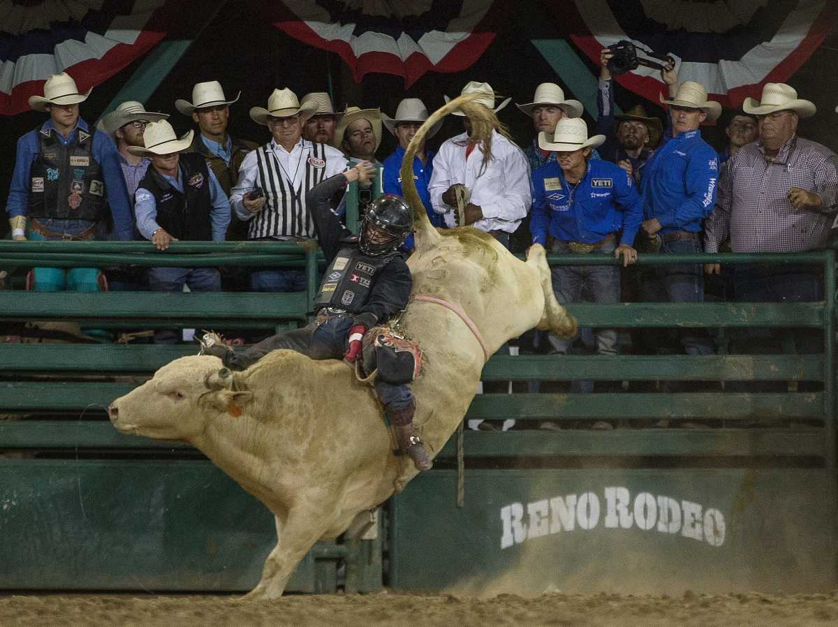 Will Stetson Wright be the 2023 Pendleton Round-Up Champion Bull Rider ...