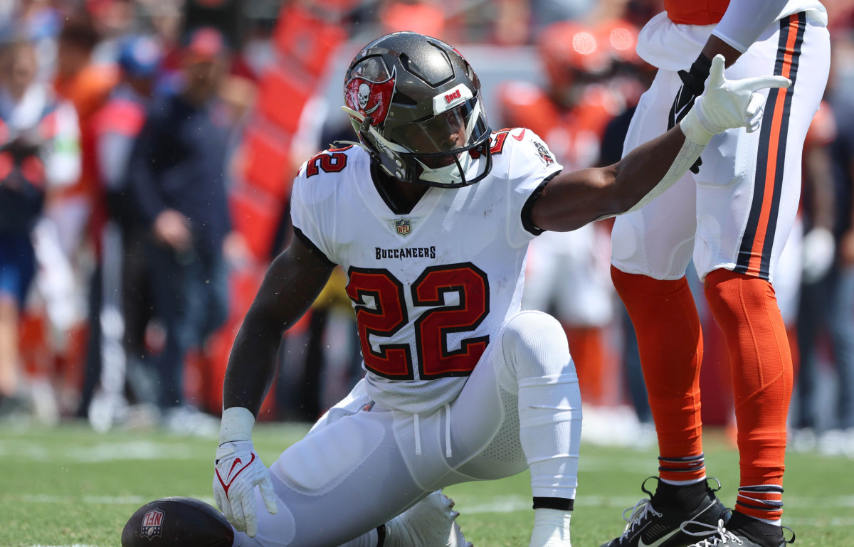 Buccaneers Running Back Likely Headed to Injured Reserve After Knee ...