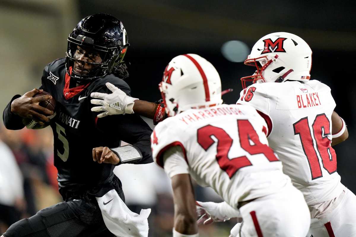 Coach Speak: Oklahoma Focused on Corralling QB Run Game, Want to 'Mix ...