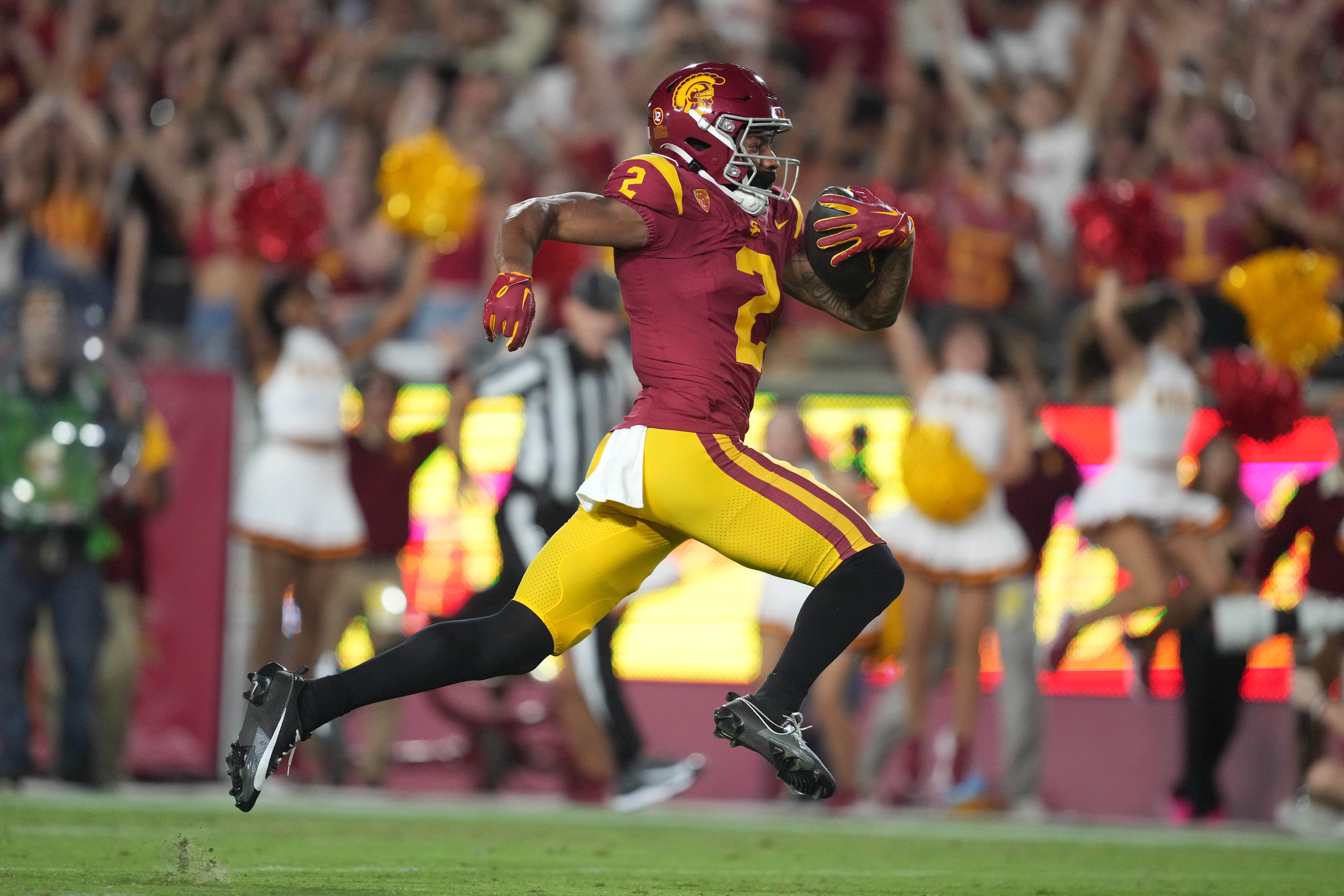 Pac-12 Bowl Projections: Three Sites Put USC in College Football ...