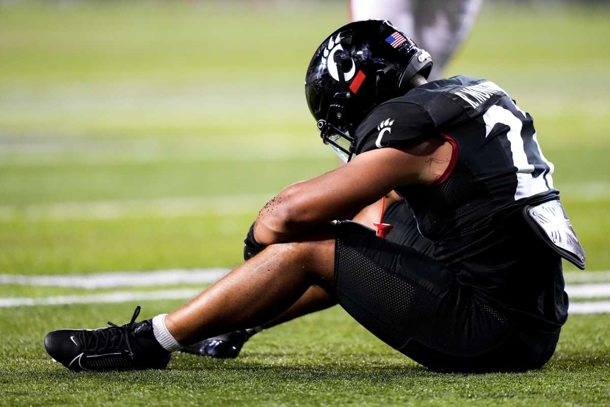 Cincinnati Bearcat Running Back Ryan Montgomery on Scott Satterfield's ...