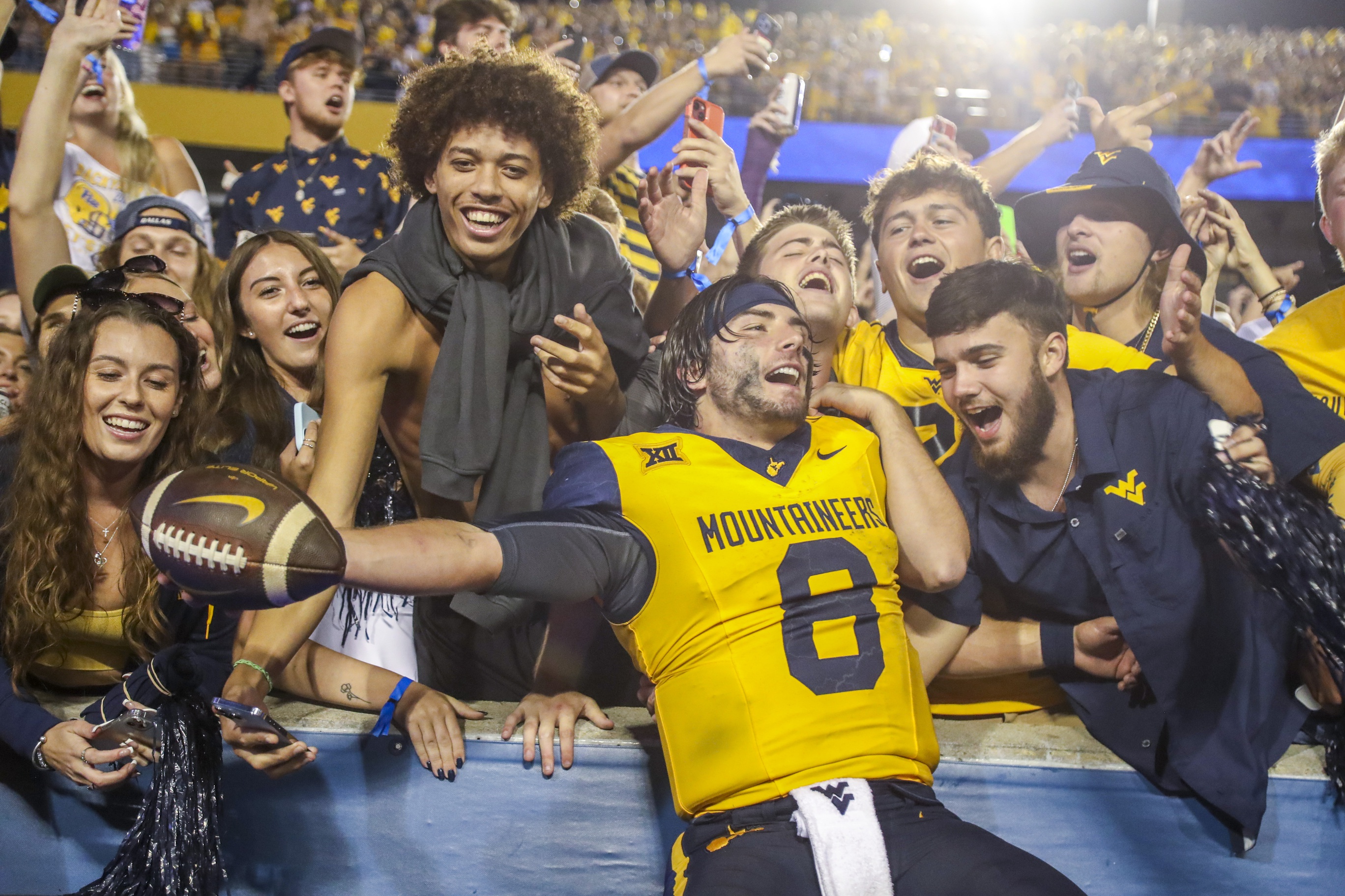 What Will WVU's Offense Look Like if Nicco Marchiol Starts? - Sports ...