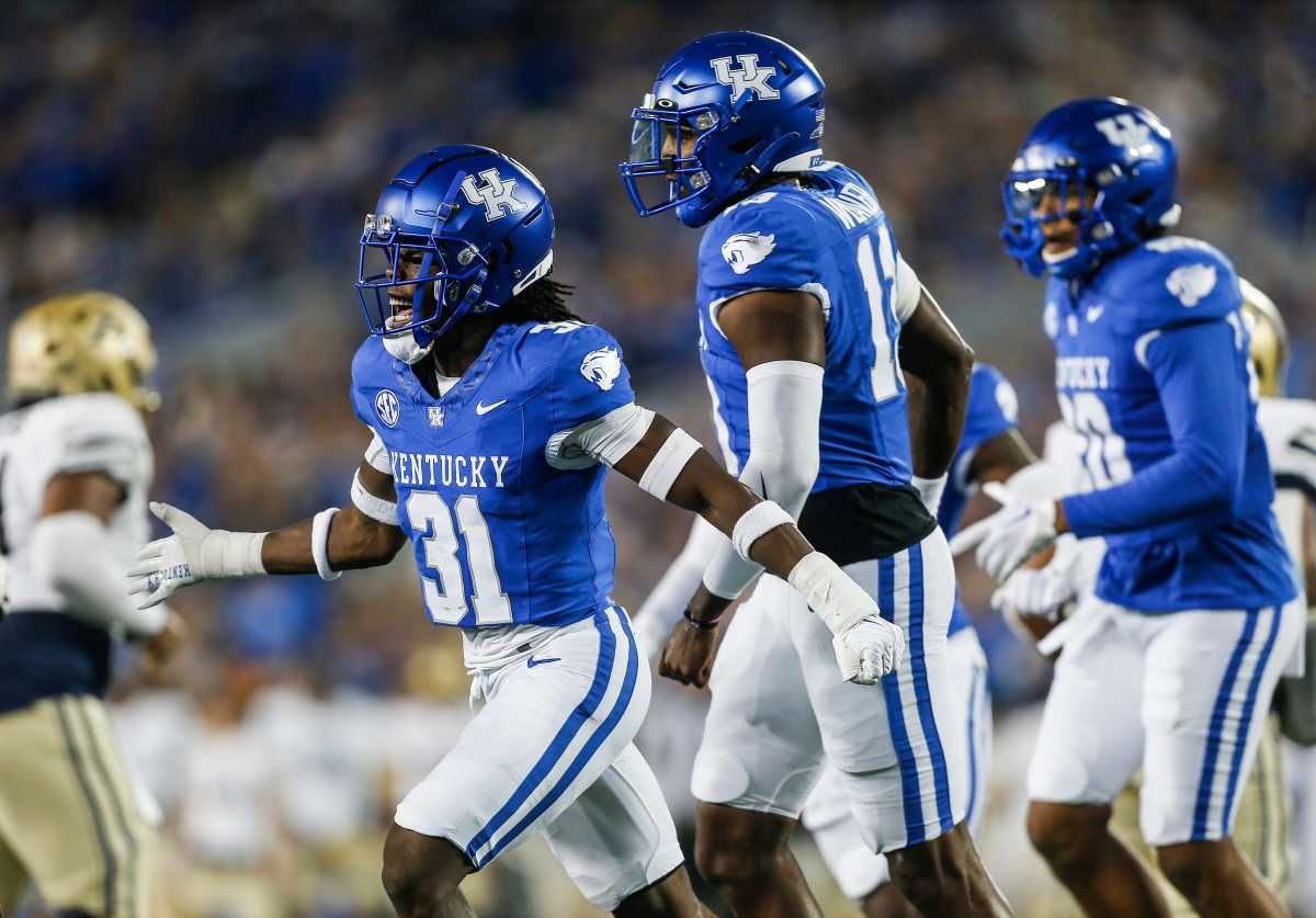 Takeaways: Alabama blows out the Kentucky Wildcats in Kroger Field ...