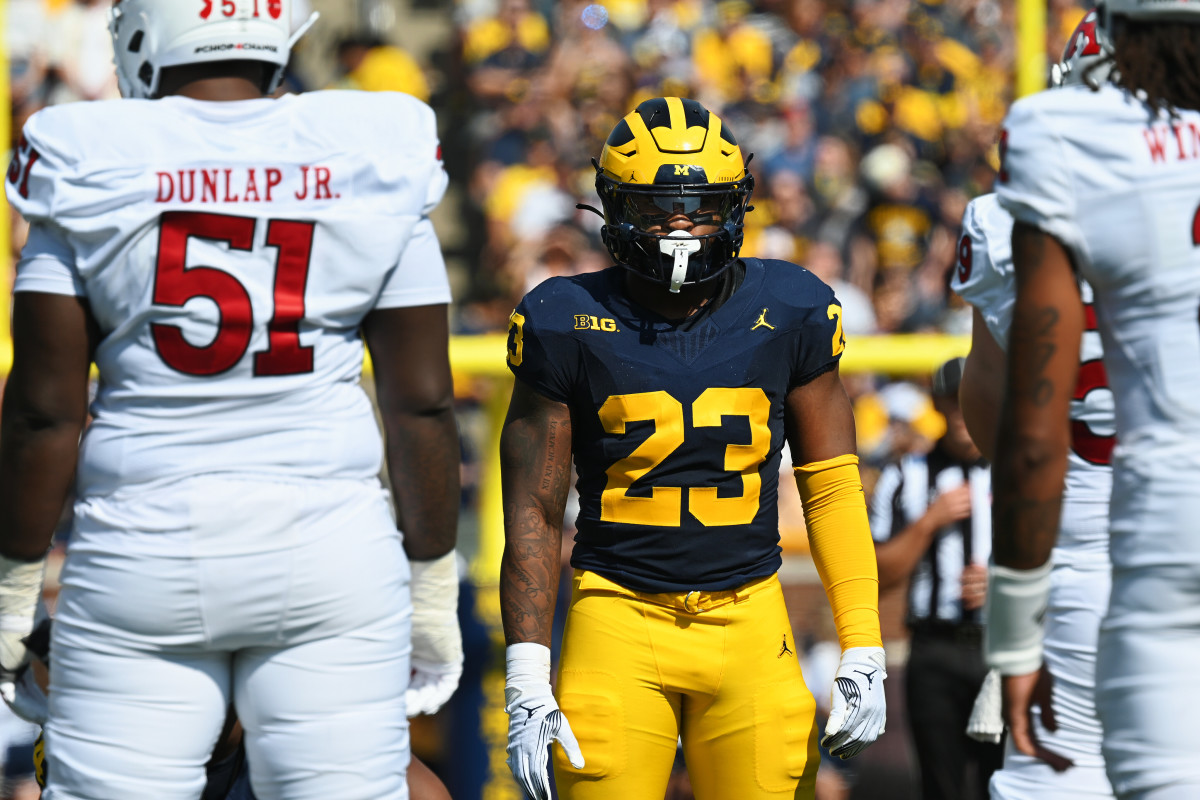 From Dual-Threat QB To Defensive Captain: Mike Barrett's Incredible ...