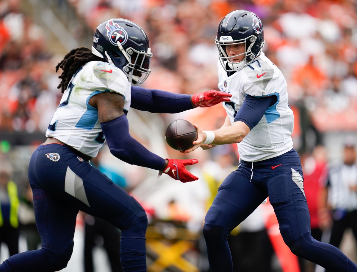 Tennessee Titans Snap Counts & Takeaways from Week 3 Loss to Cleveland Browns - Sports ...