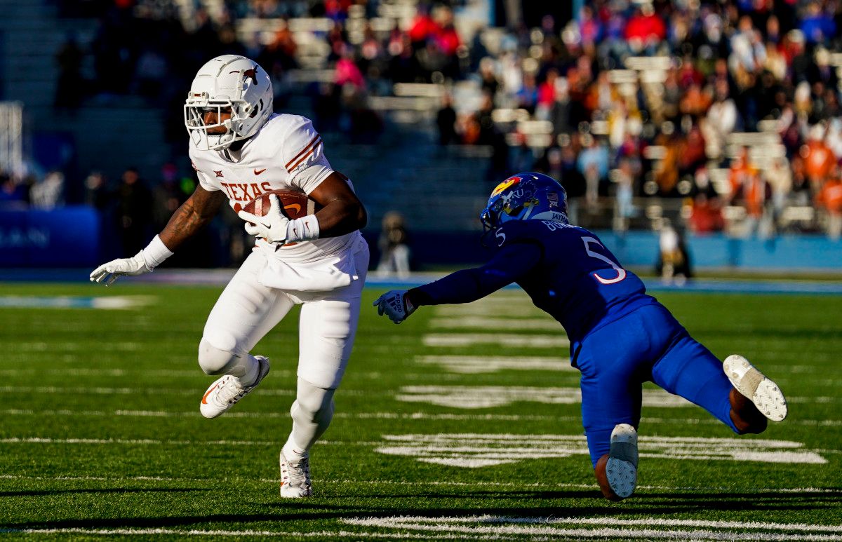 Texas Longhorns Set to Battle Improved, 'Confident' Kansas Defense ...