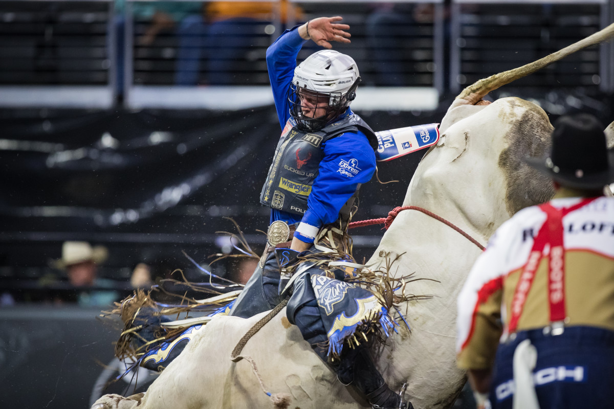 Stetson Wright Leads Charge for Final Round at Cinch Playoffs PRCA ...