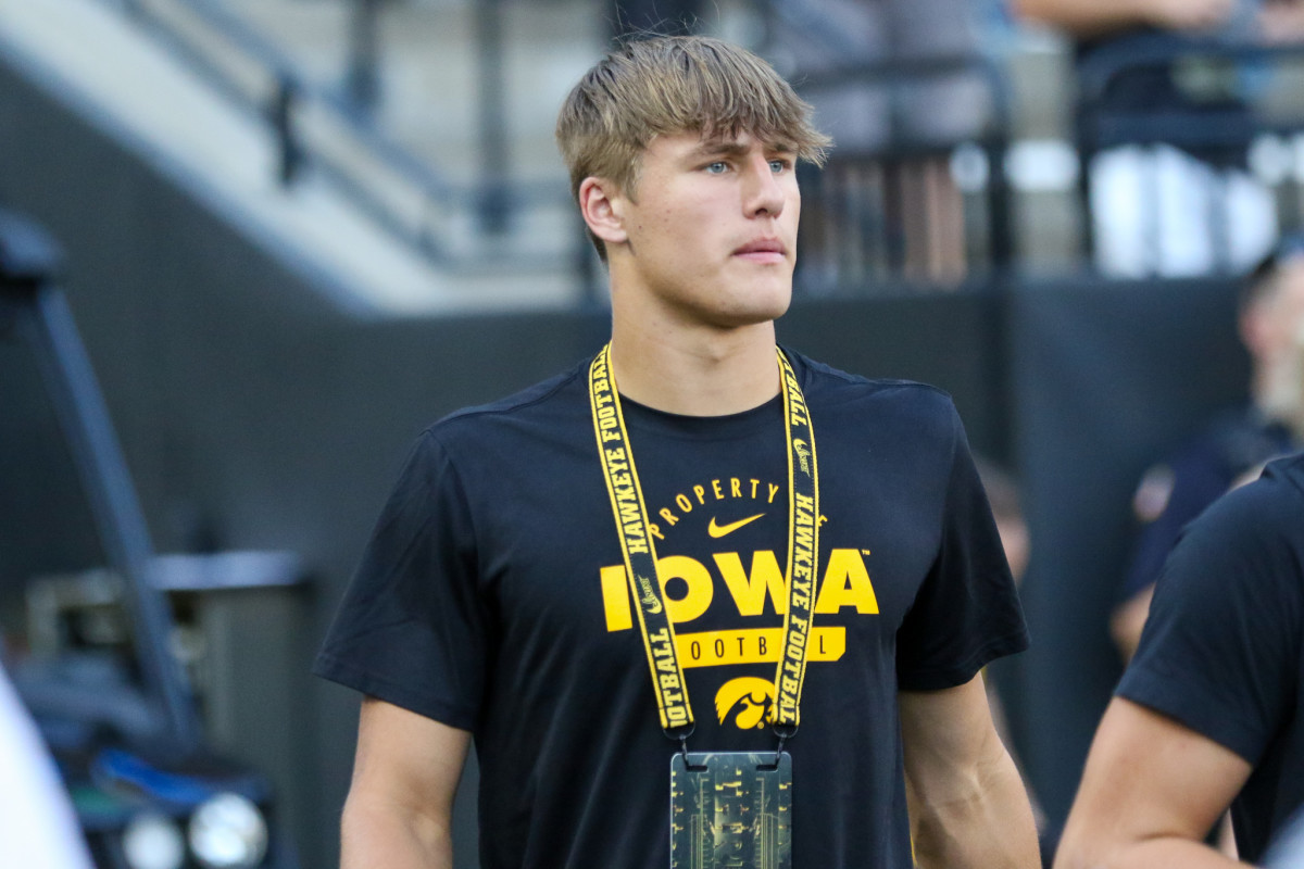 Highlighting Hawkeye '24 Recruiting Class - Sports Illustrated Iowa Hawkeyes News, Analysis and More