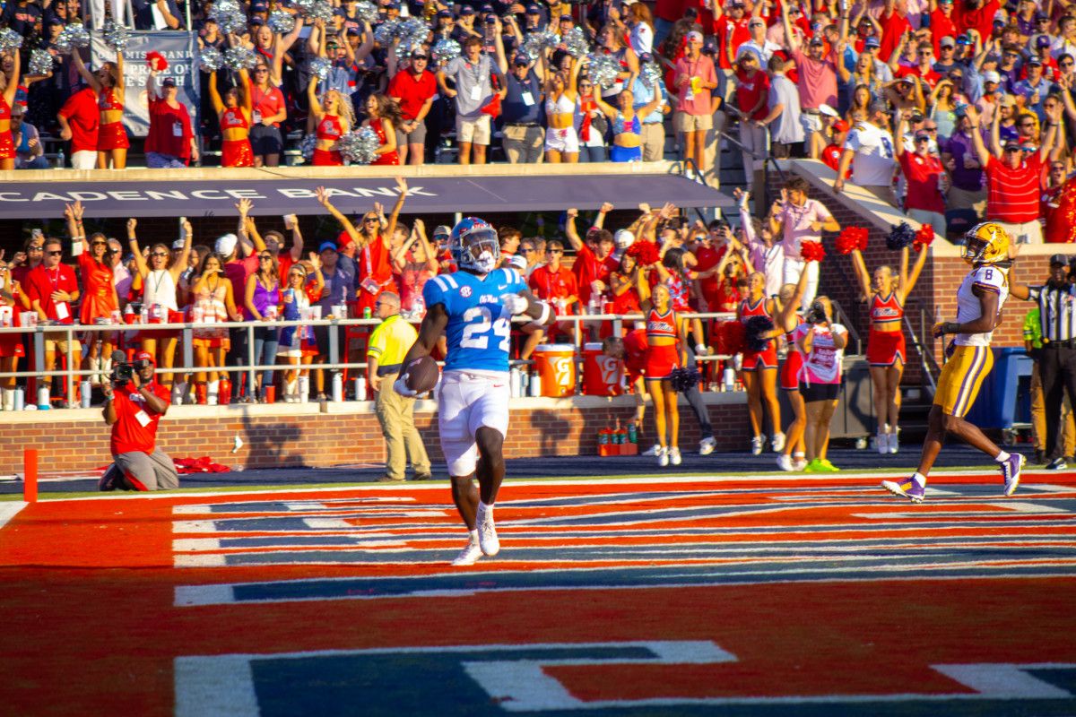 'Next Man Up' Ulysses Bentley IV Spearheaded Ole Miss Rebels Ground ...