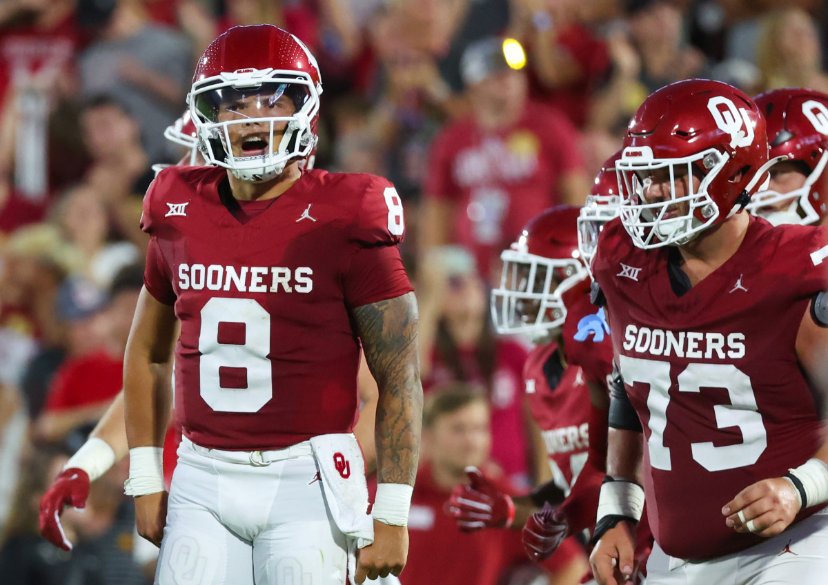 WATCH: Dillon Gabriel Walks In For First Touchdown of the Game - Sports ...