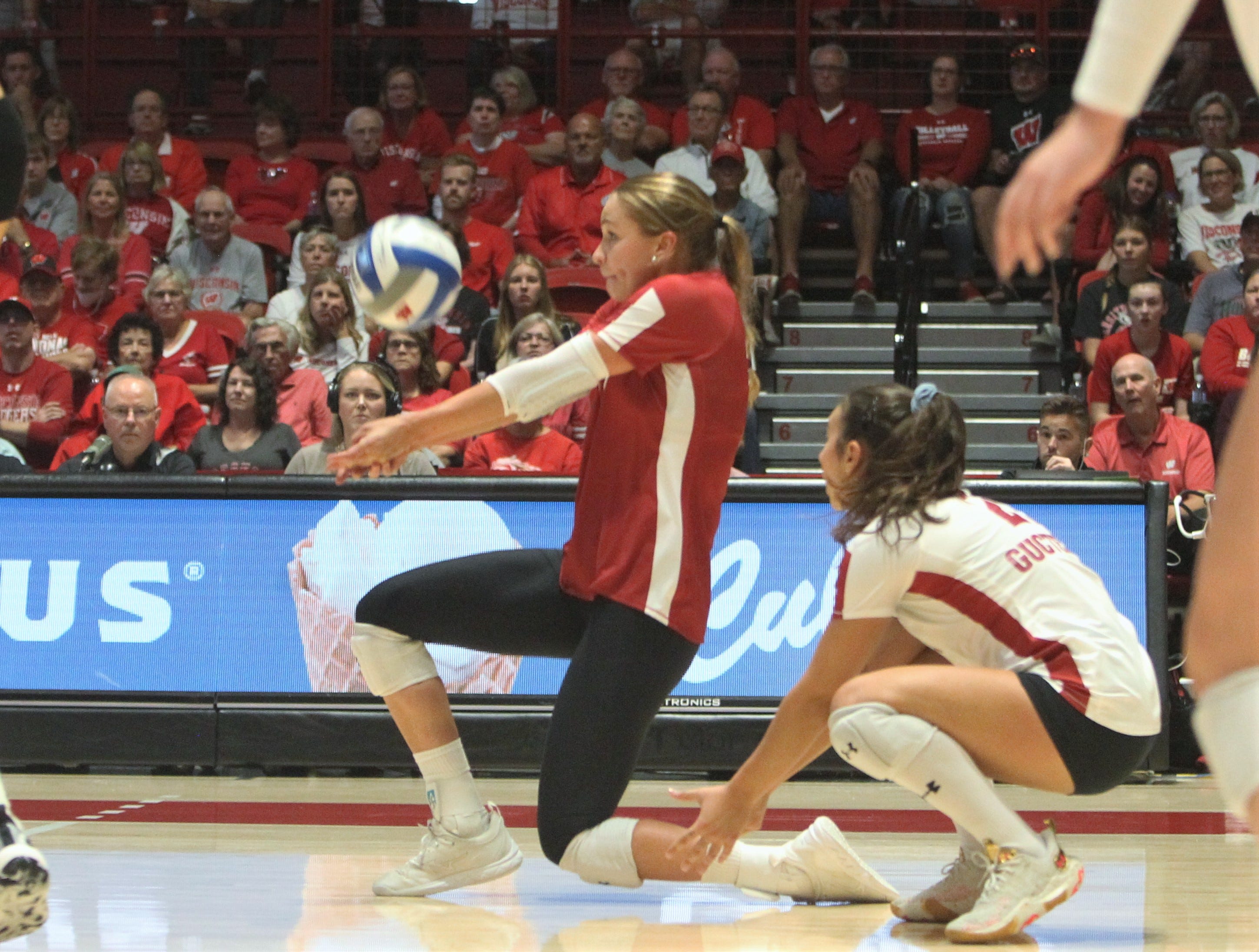 Wisconsin Badgers’ 13-0 Volleyball Start: What Coach Sheffield Really ...