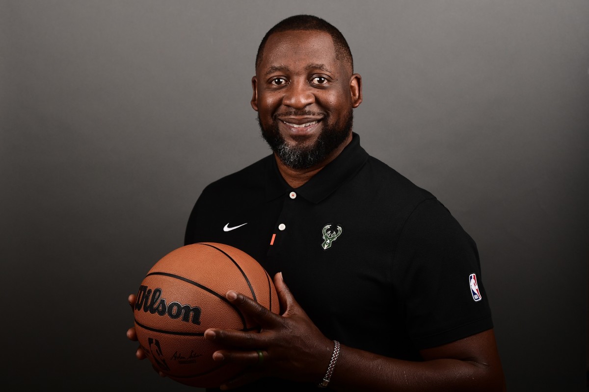 Adrian Griffin relishes the "physicality" of the preseason game versus ...