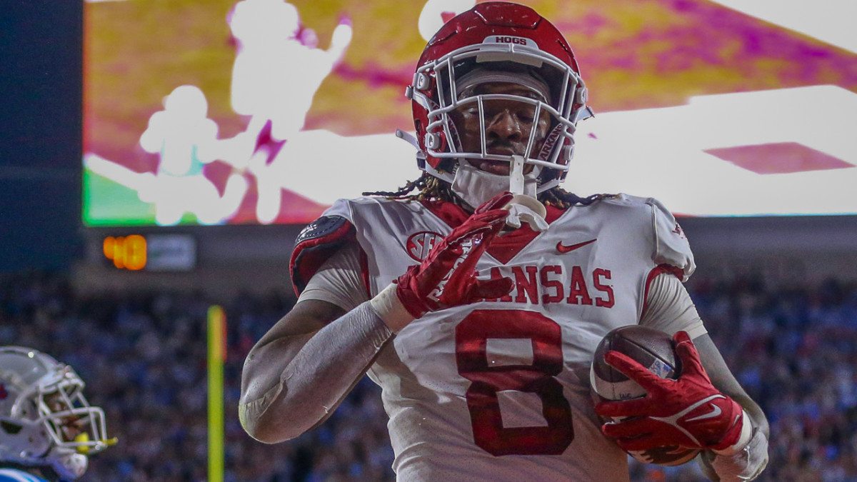 Razorback Tight End Took Advantage Of Opportunity Against Ole Miss ...