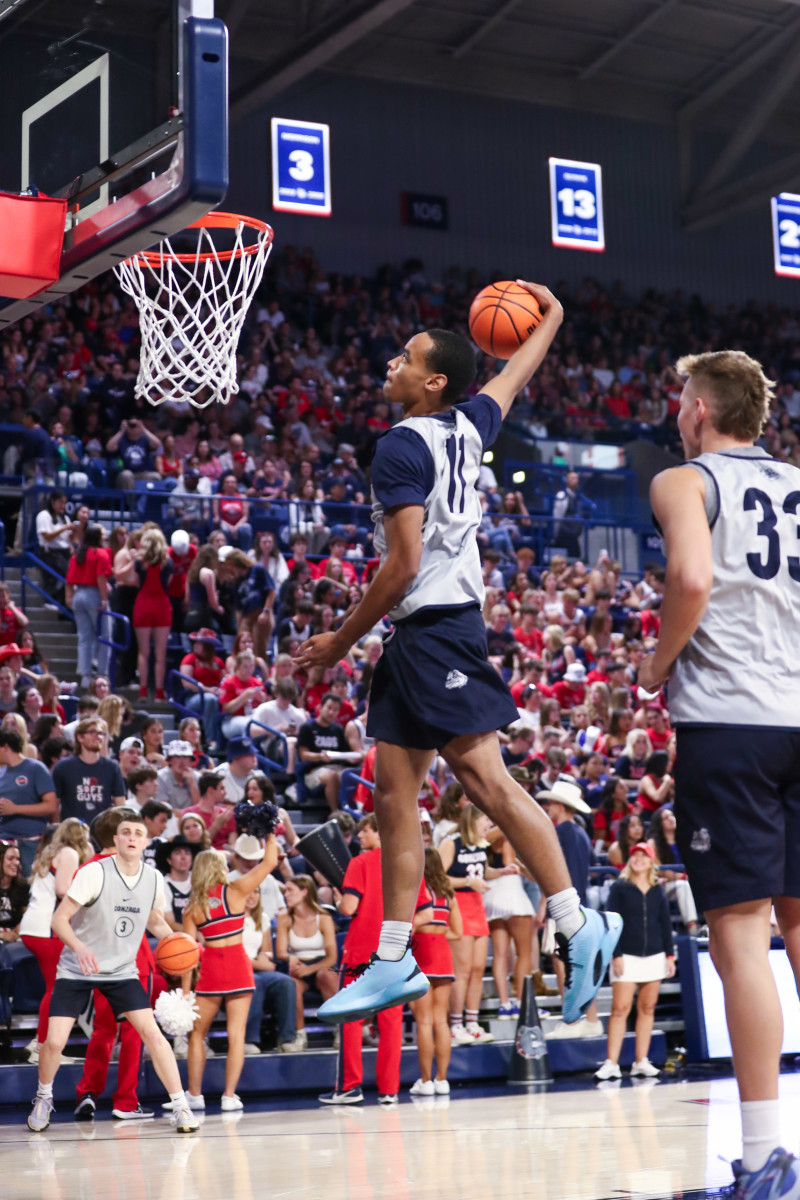 Photos: Gonzaga basketball fans get first look at revamped team during ...