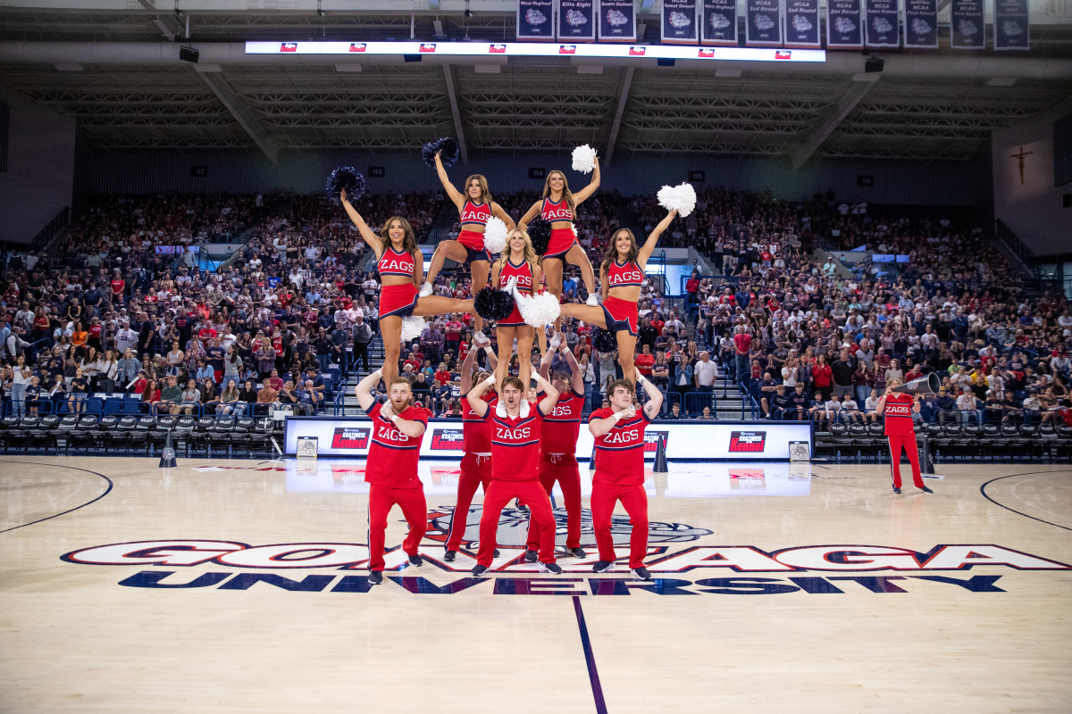 Photos: Gonzaga basketball fans get first look at revamped team during ...