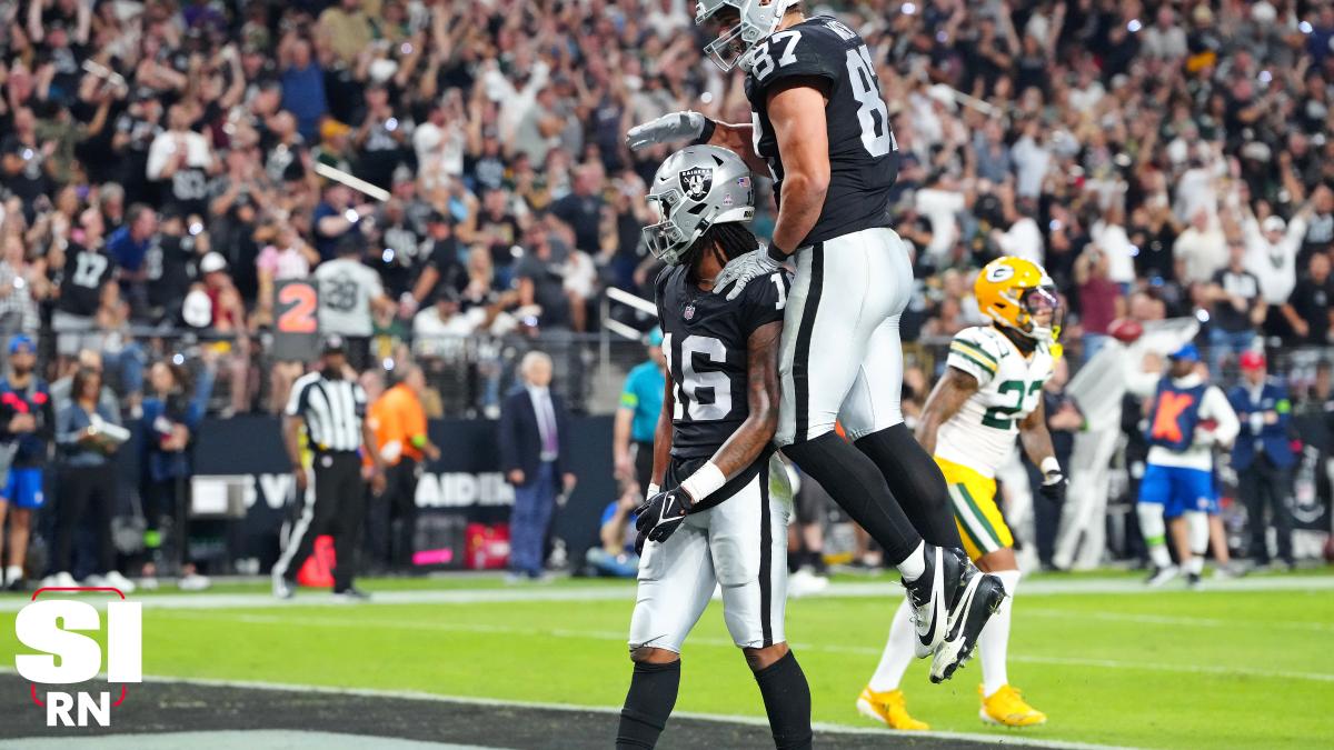 Raiders Beat Packers 17-13 in Las Vegas on Monday Night Football ...