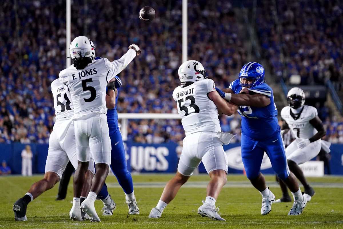 Cincinnati Bearcats Quarterback Emory Jones Discusses Offense's ...