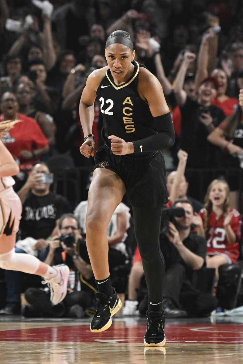 Lakers News: WNBA Superstar Powers Team To Finals Game Win Wearing ...