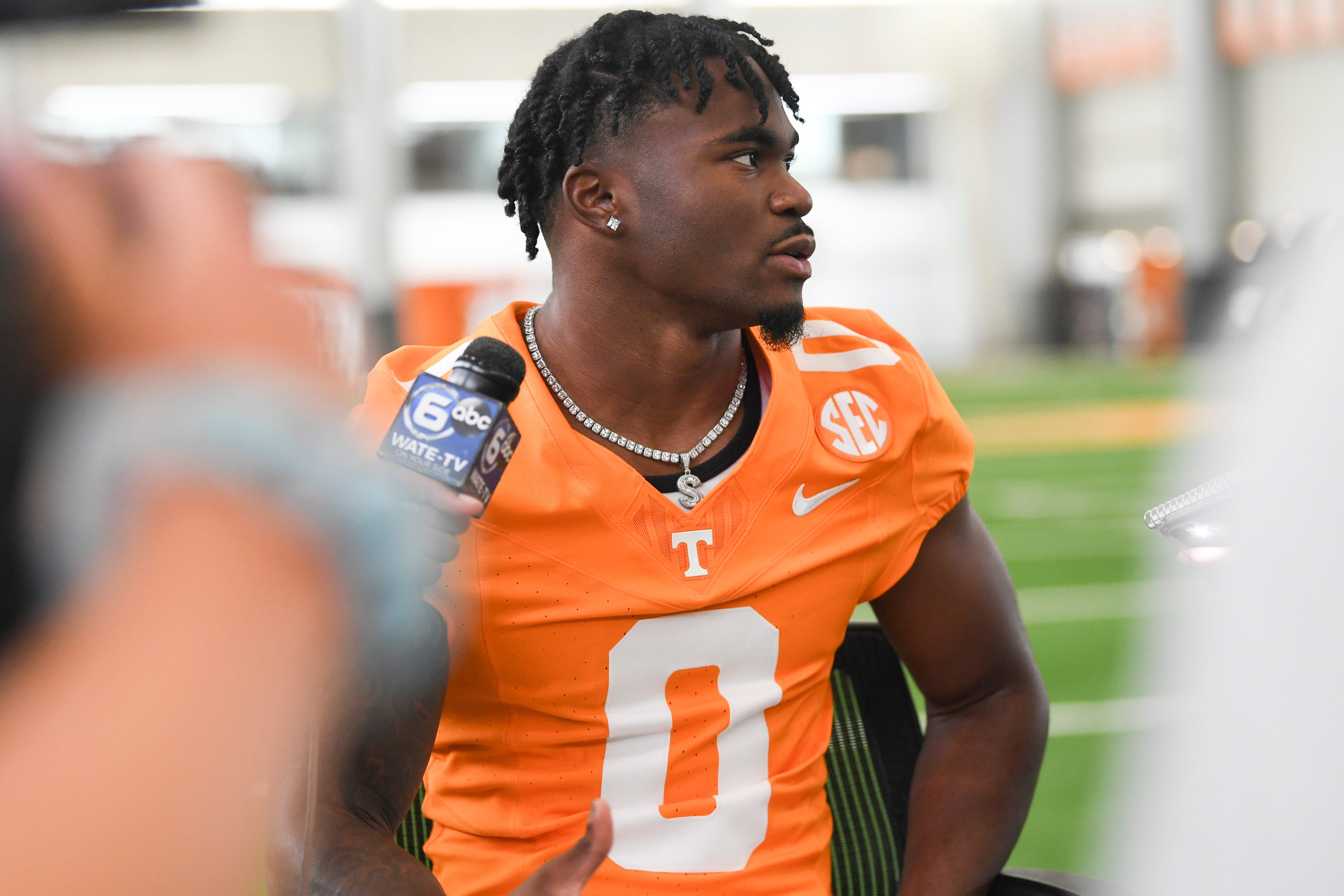 Doneiko Slaughter "Anticipates Being Ready" vs. Texas A&M For Tennessee ...