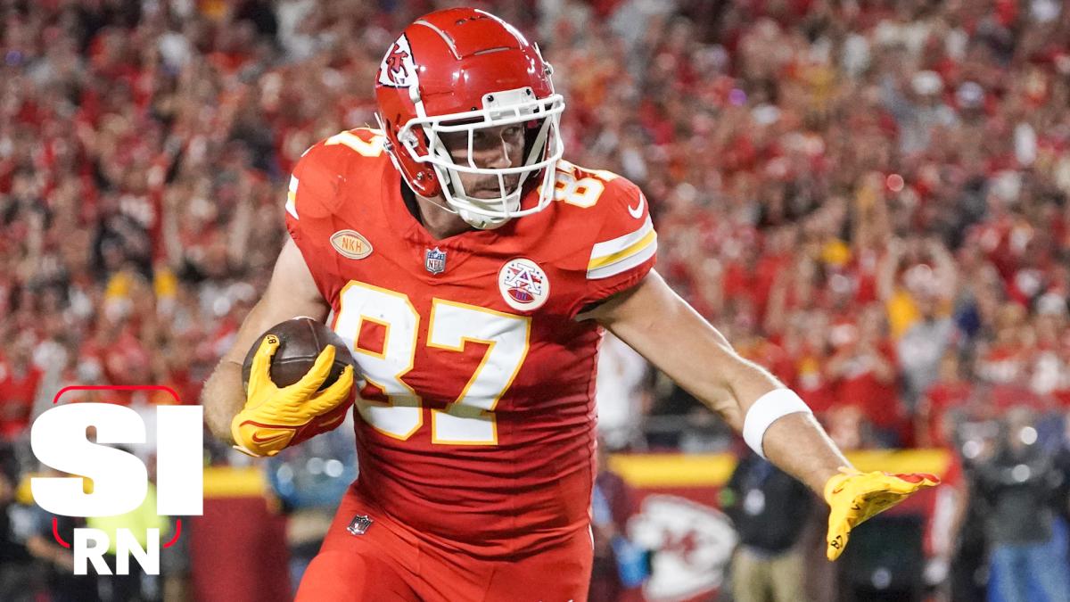 Chiefs Beat Broncos 19-8 On TNF - Sports Illustrated