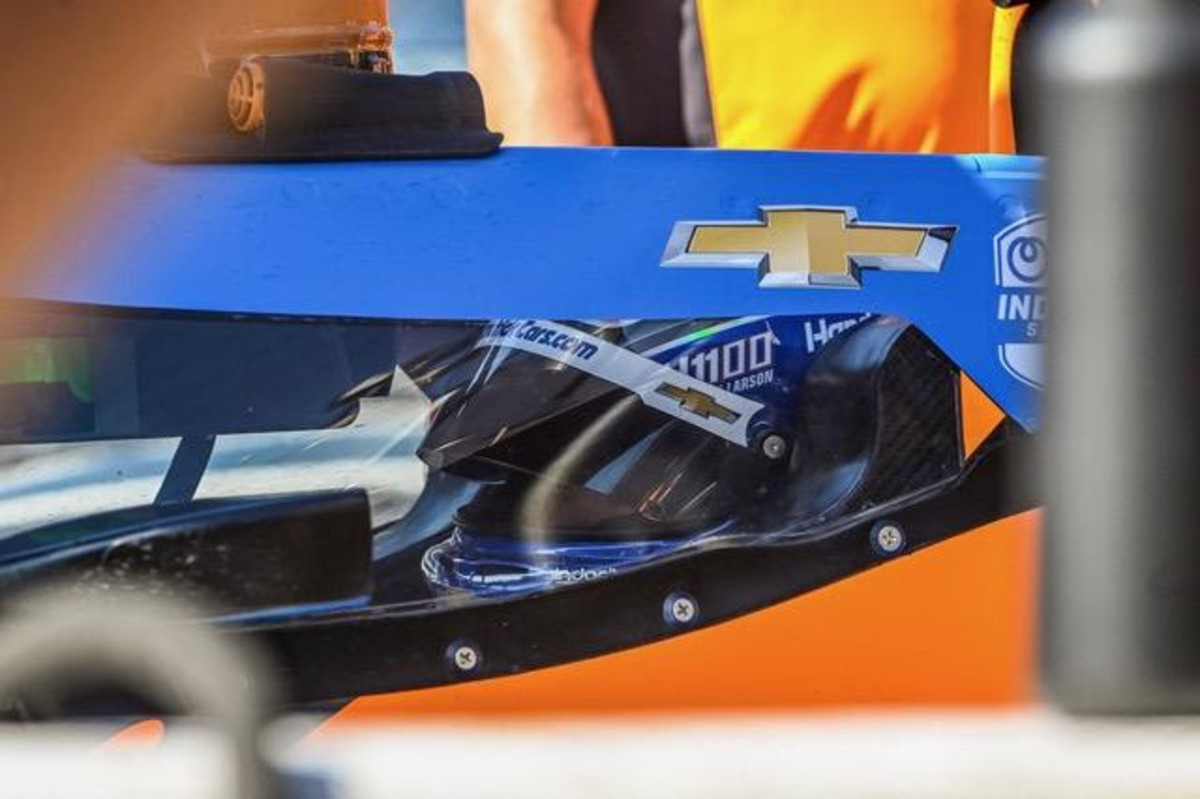 Kyle Larson makes first IndyCar laps at the Brickyard (plus VIDEOS ...