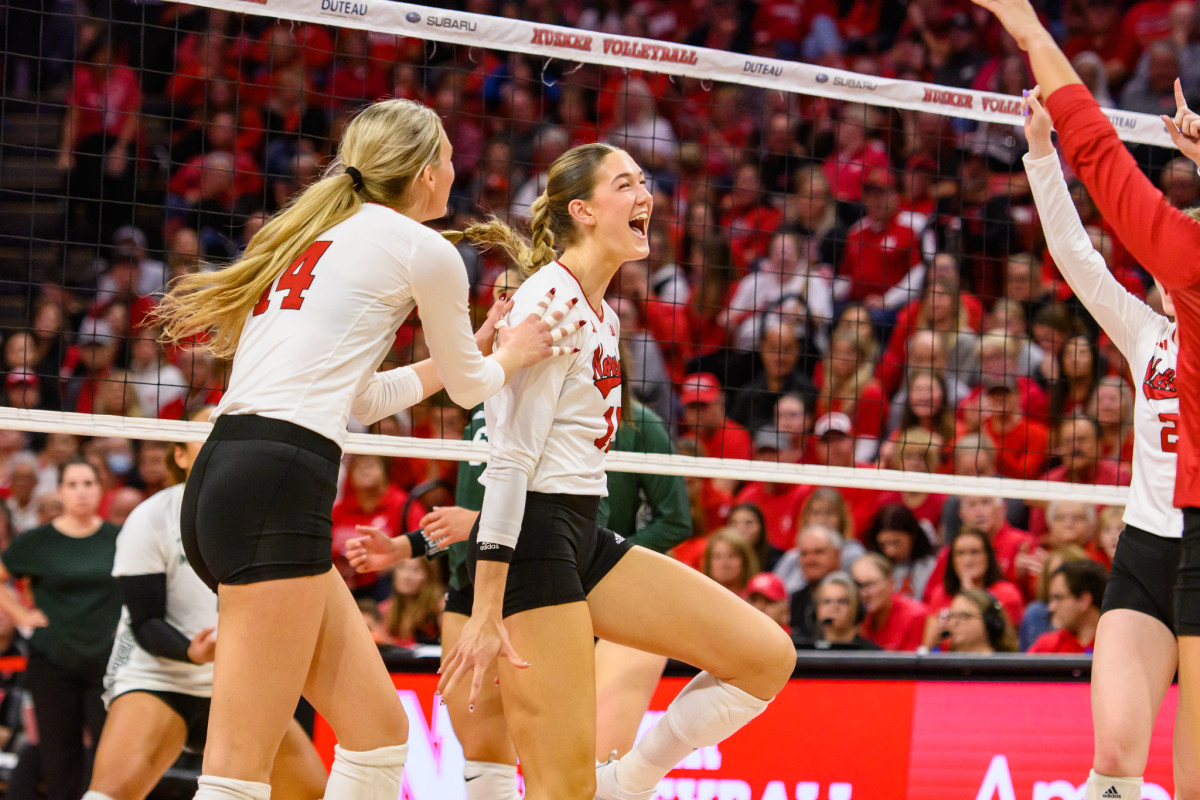 Gallery: Nebraska Volleyball Beats Spartans in Four Sets - All Huskers