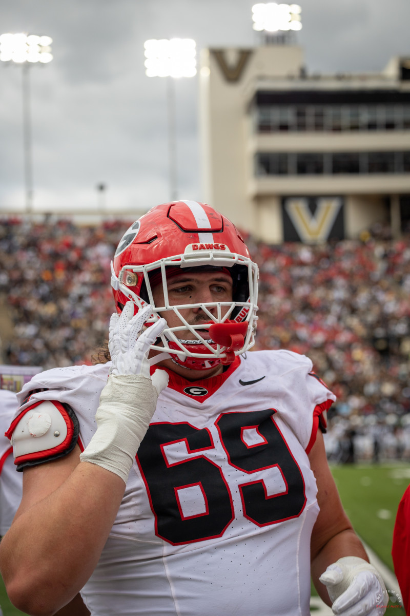 Georgia Football Photos - Dawgs Handle Business vs Vanderbilt - Sports ...