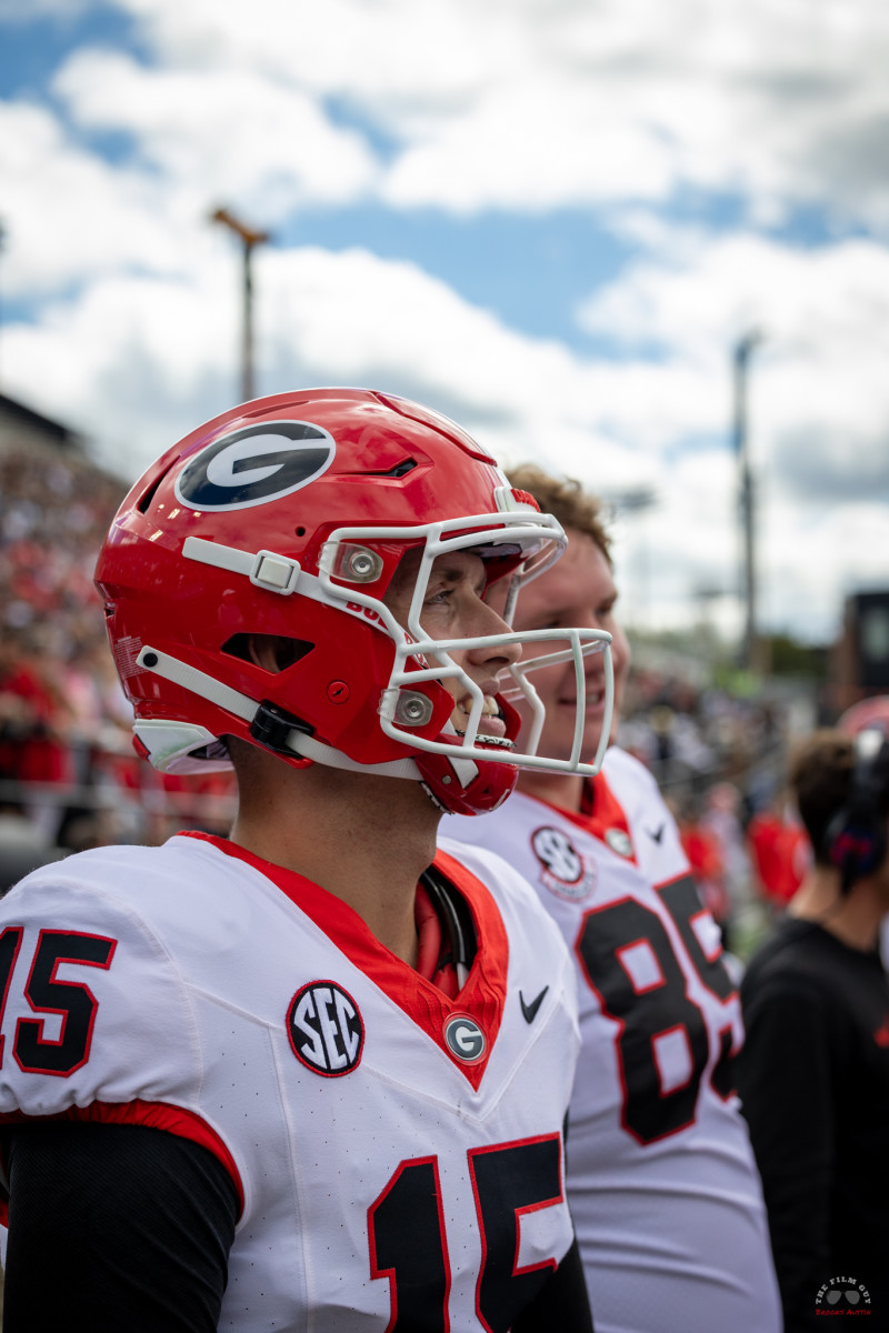 Georgia Football Photos - Dawgs Handle Business vs Vanderbilt - Sports ...