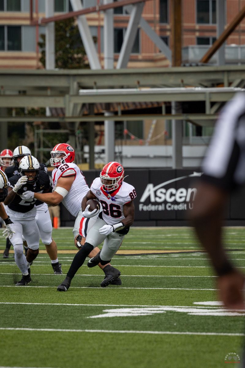 Georgia Football Photos - Dawgs Handle Business vs Vanderbilt - Sports ...