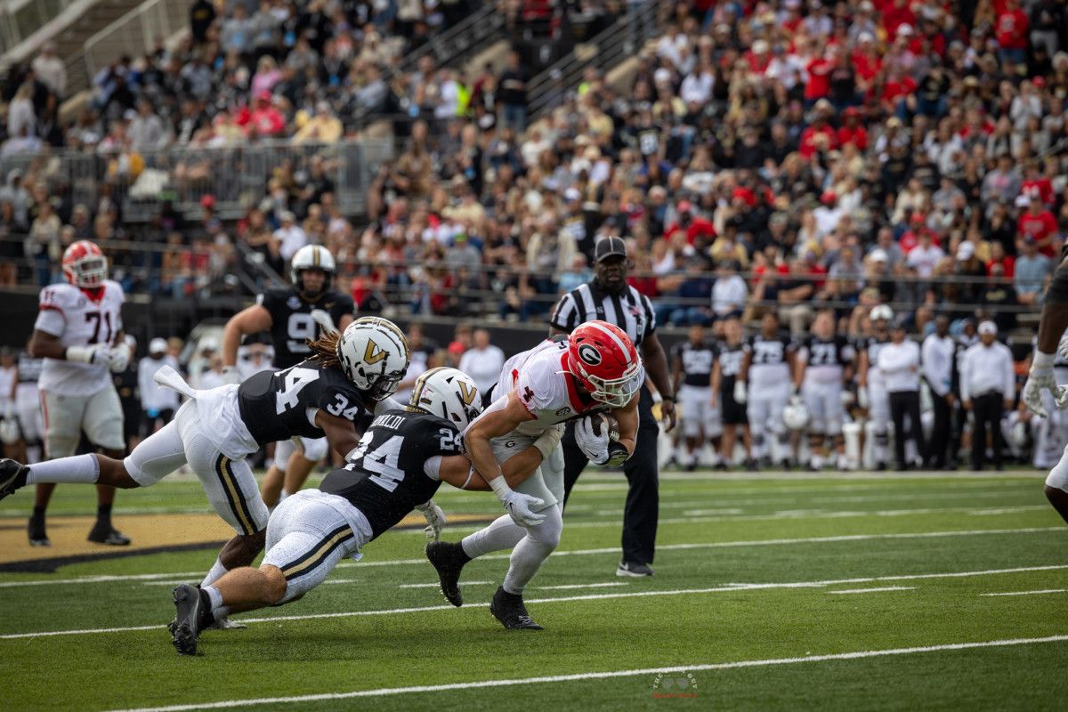 Georgia Football Photos - Dawgs Handle Business vs Vanderbilt - Sports ...