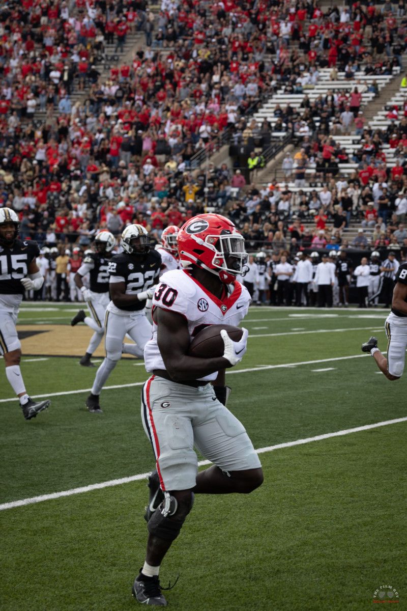 Georgia Football Photos - Dawgs Handle Business vs Vanderbilt - Sports ...