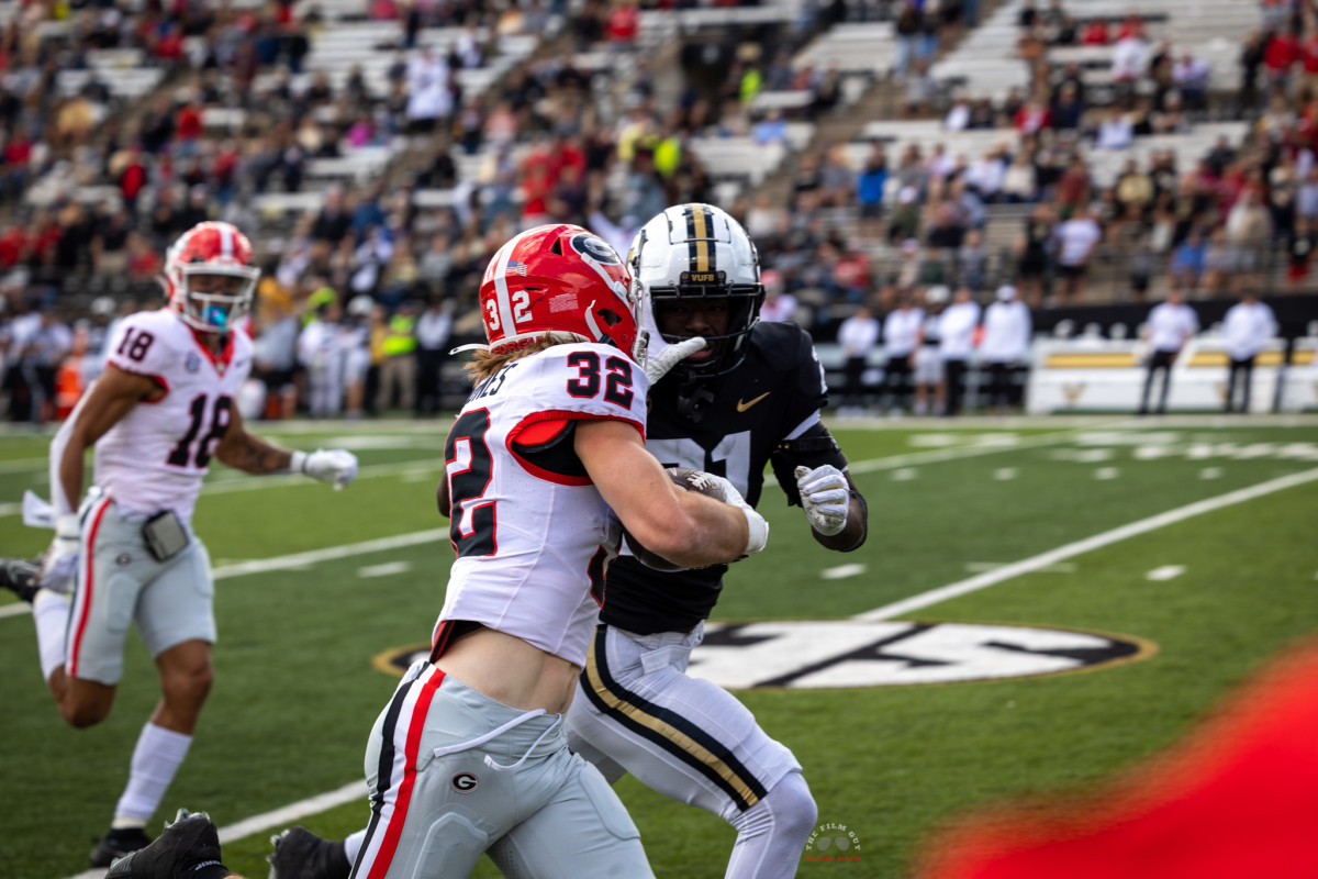 Georgia Football Photos - Dawgs Handle Business vs Vanderbilt - Sports ...