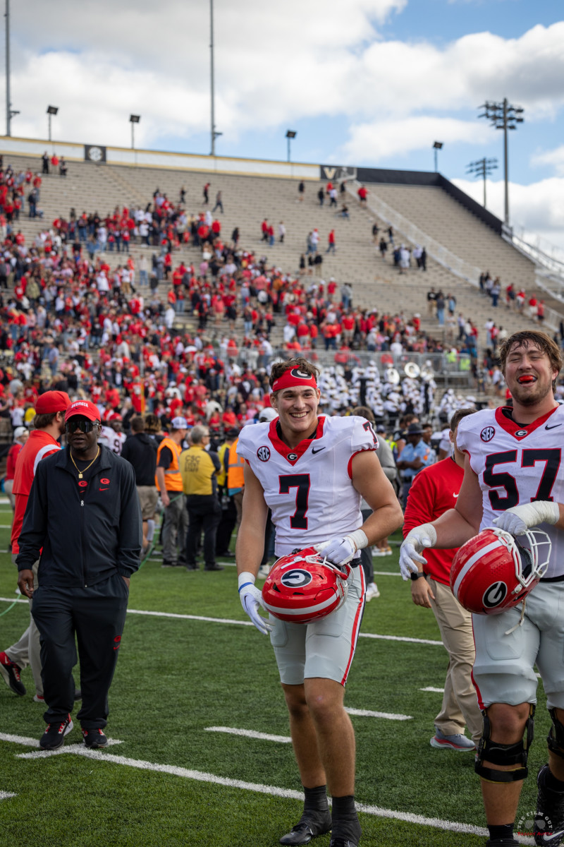 Georgia Football Photos - Dawgs Handle Business vs Vanderbilt - Sports ...