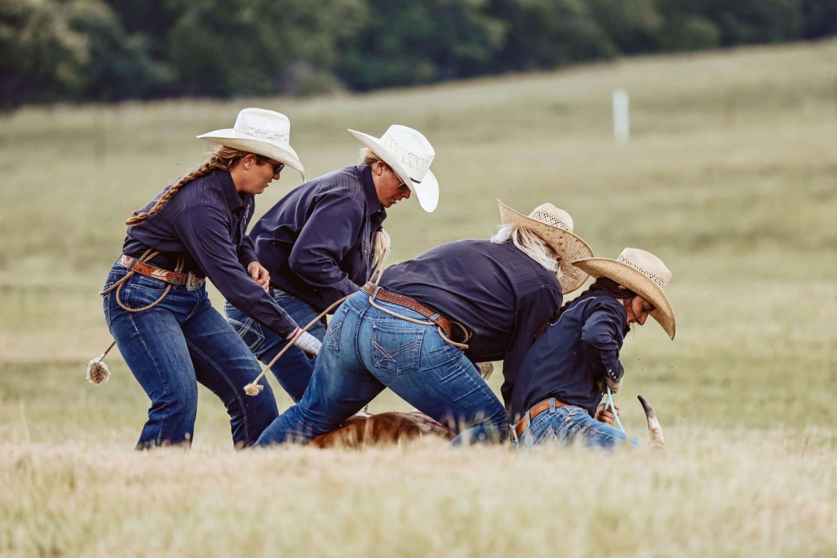 Ranch Rodeo Cowgirls Are Coming To Town - Sports Illustrated Rodeo ...