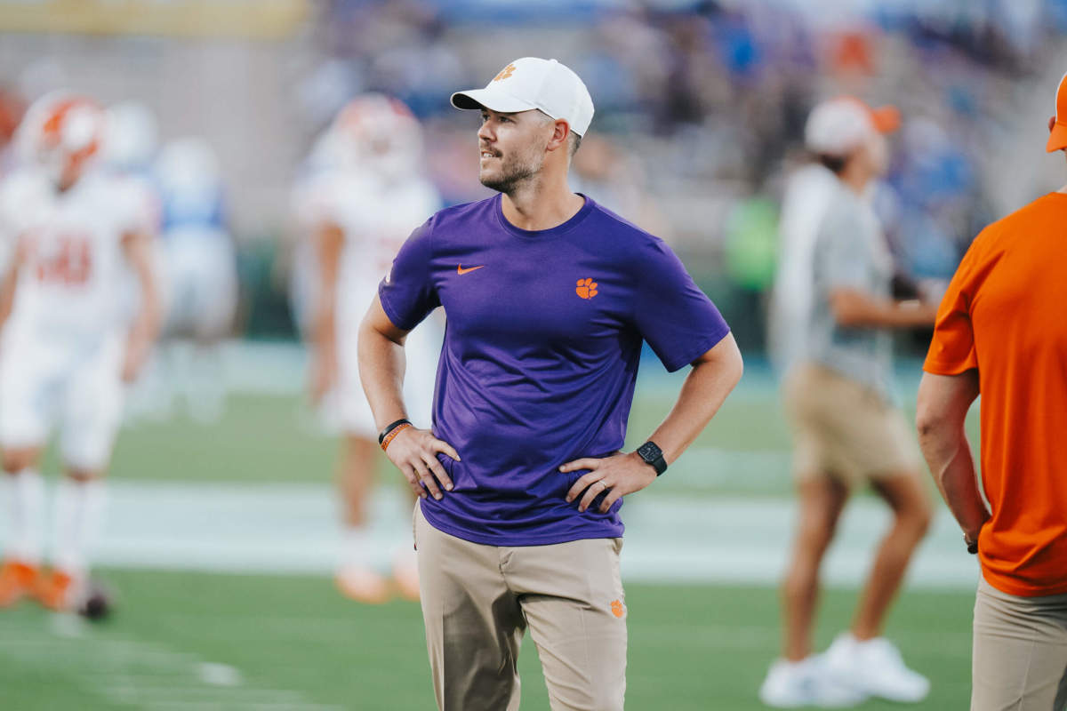 Matt Luke points to a Garrett Riley midseason adjustment that paid off ...