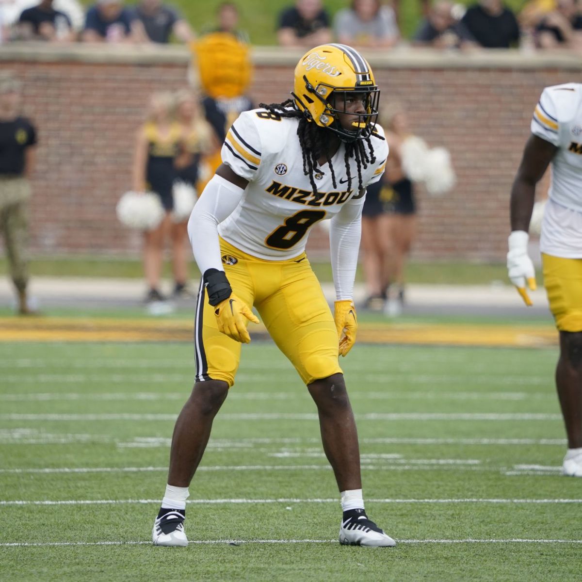 Ty'Ron Hopper Leads Missouri Defense Against South Carolina Football ...