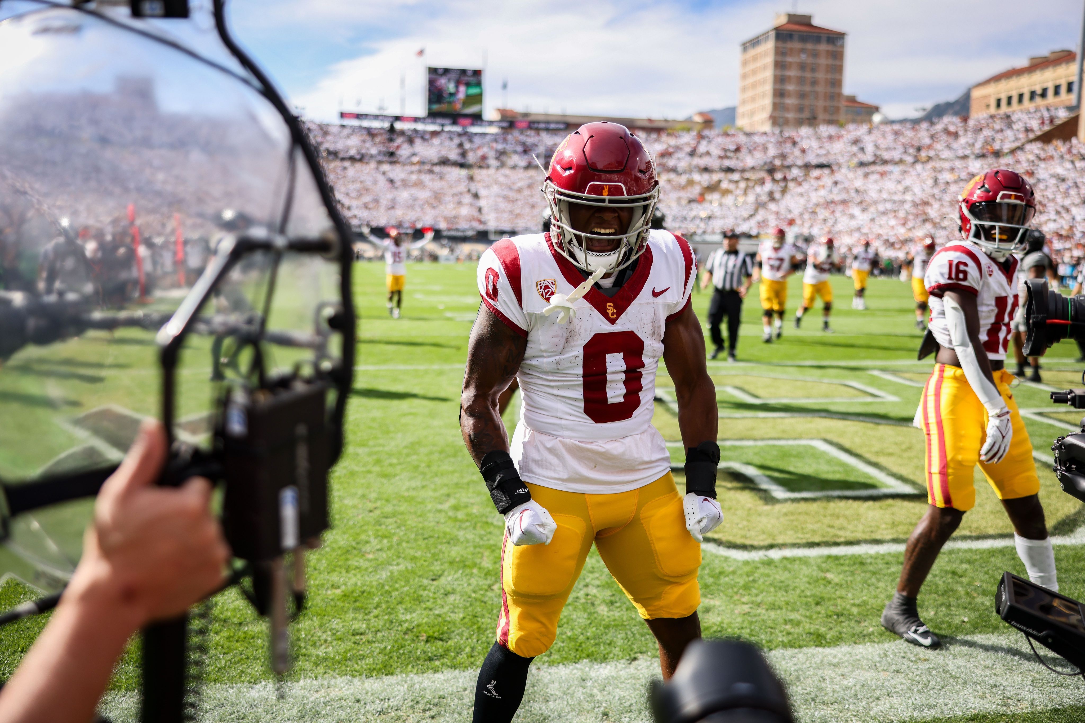 USC Football: Star Offensive Player Falling Short Of Last Year's Model ...