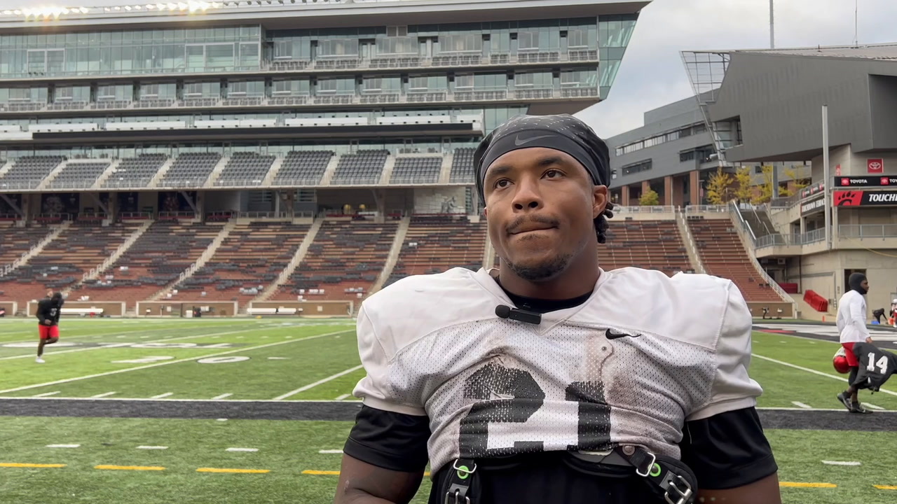 UC RB Corey Kiner on run Game Consistency, Favorite Drills, And More ...