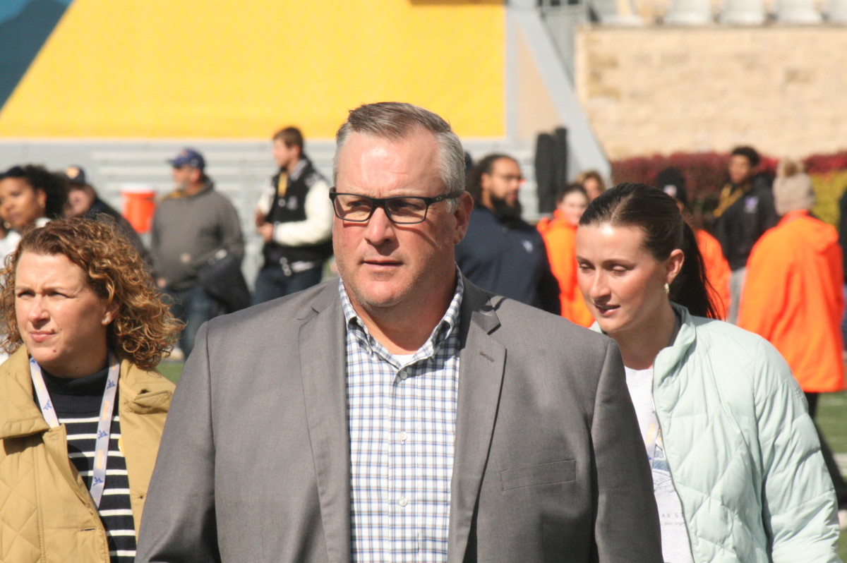 Mountaineer Mantrip: Oklahoma State Edition - Sports Illustrated West ...