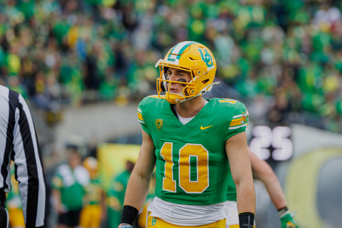 Oregon Football: Photos From No. 9 Oregon Ducks' 38-24 Win Over Washington State Cougars ...