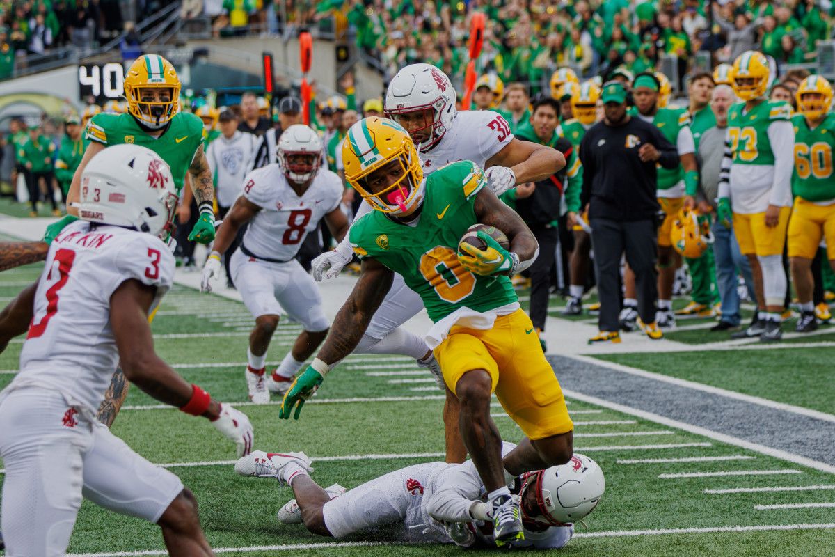 Oregon Football: Photos From No. 9 Oregon Ducks' 38-24 Win Over ...