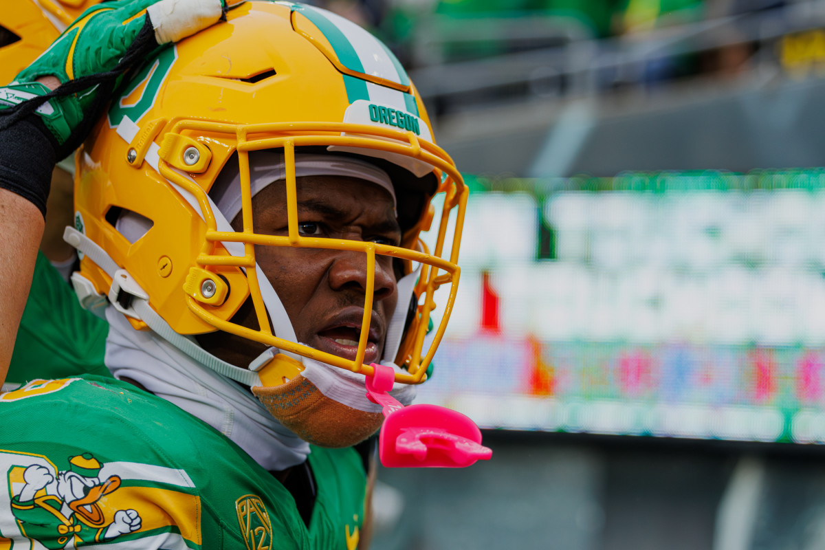 Oregon Football: Photos From No. 9 Oregon Ducks' 38-24 Win Over ...