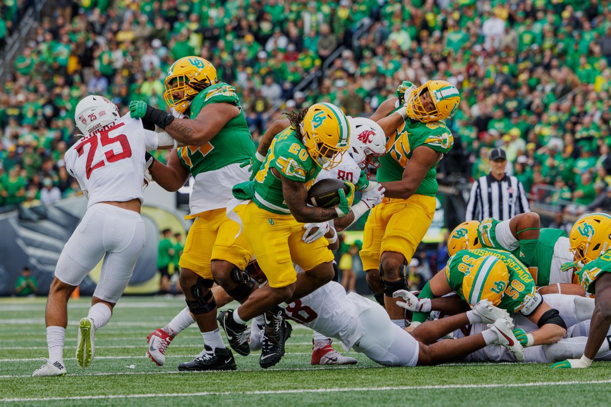 Oregon Football: Photos From No. 9 Oregon Ducks' 38-24 Win Over ...