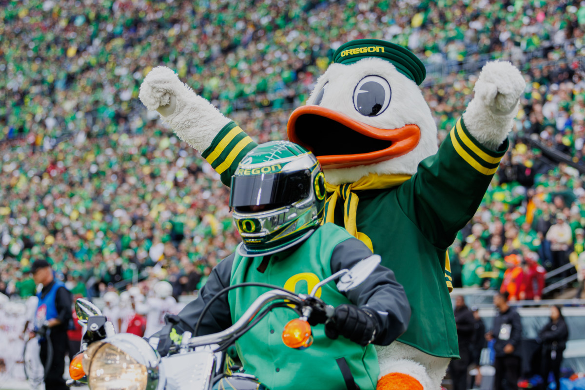 Oregon Football: Photos From No. 9 Oregon Ducks' 38-24 Win Over Washington State Cougars ...