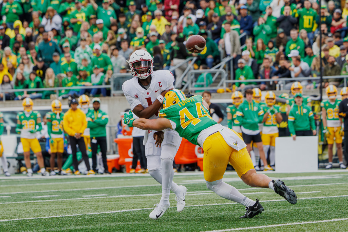 Oregon Football: Photos From No. 9 Oregon Ducks' 38-24 Win Over ...