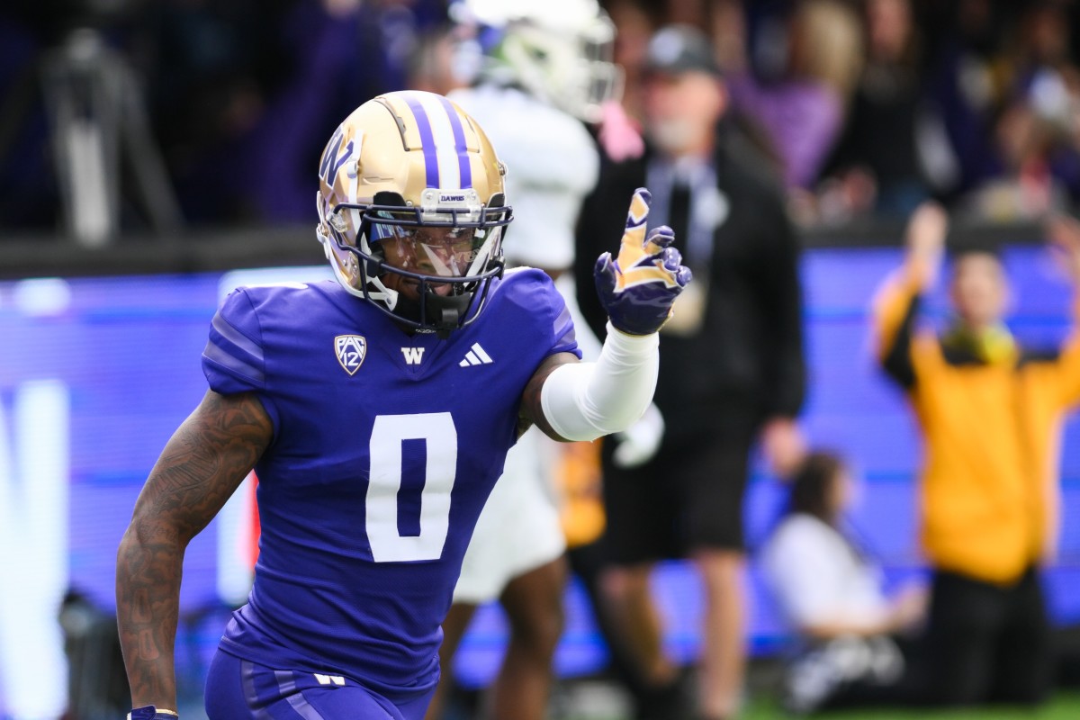 To Play or Not to Play, UW Has Decision to Make on Giles Jackson ...