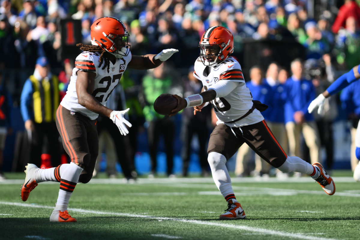 Browns' QB P.J. Walker: "This Group Will Continue To Be Resilient ...