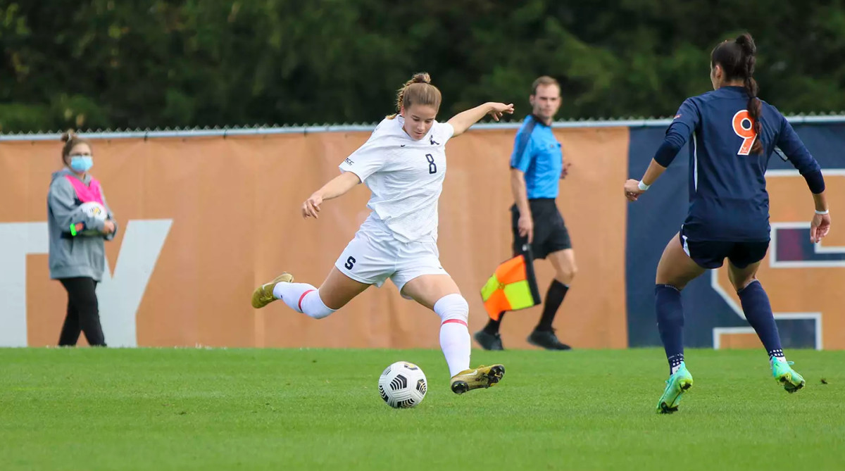 From Belgium to Syracuse and Back Again: Orange Defender Zoe Van de ...